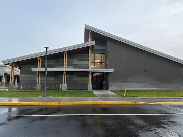 Rocky Heights Elementary School - W. R. Meadows